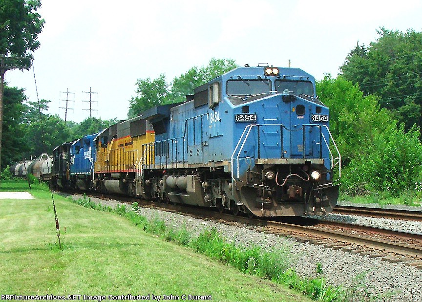 NS 8454 10A @ 1245hrs